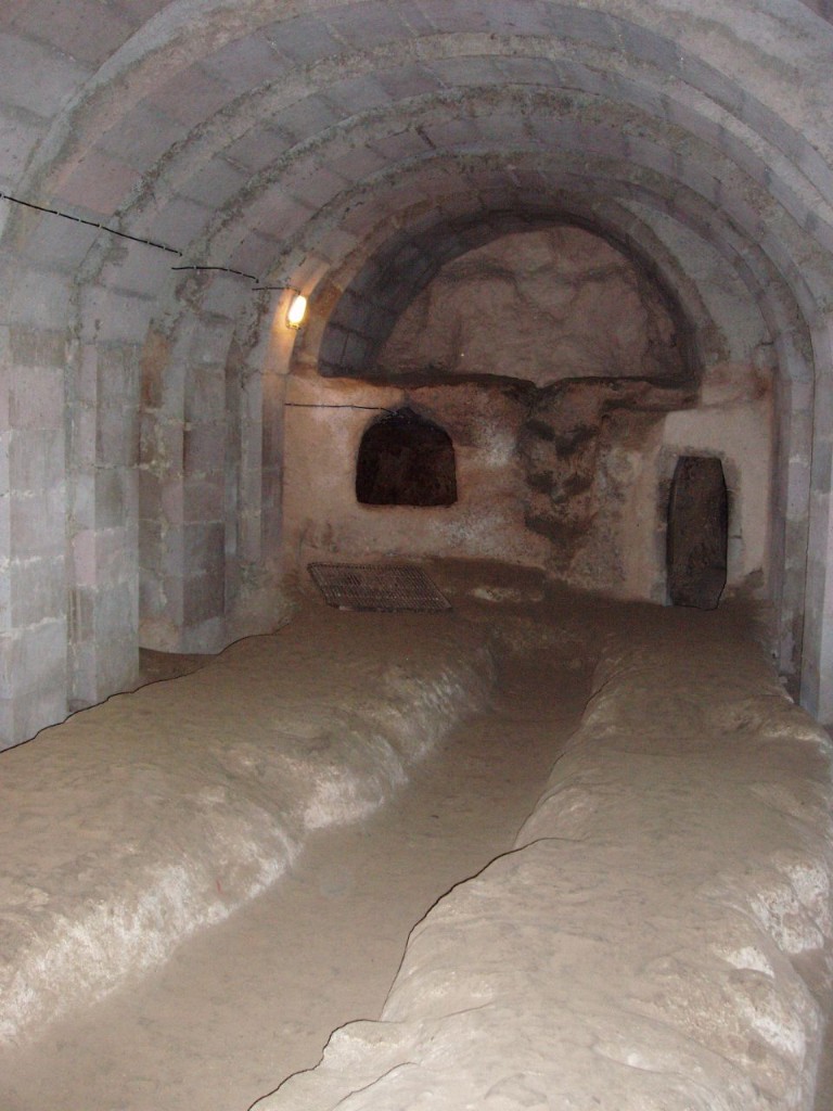 Remarkable Derinkuyu Underground City in Turkey - Quantum Gaze
